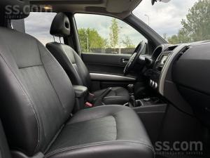 Grey Nissan X-Trail 2013 in Riga, with an engine capacity of 2.00 L and mileage of 357 thousand km for 8200 €, photo 27 on AUTOMOTO.COM.LV