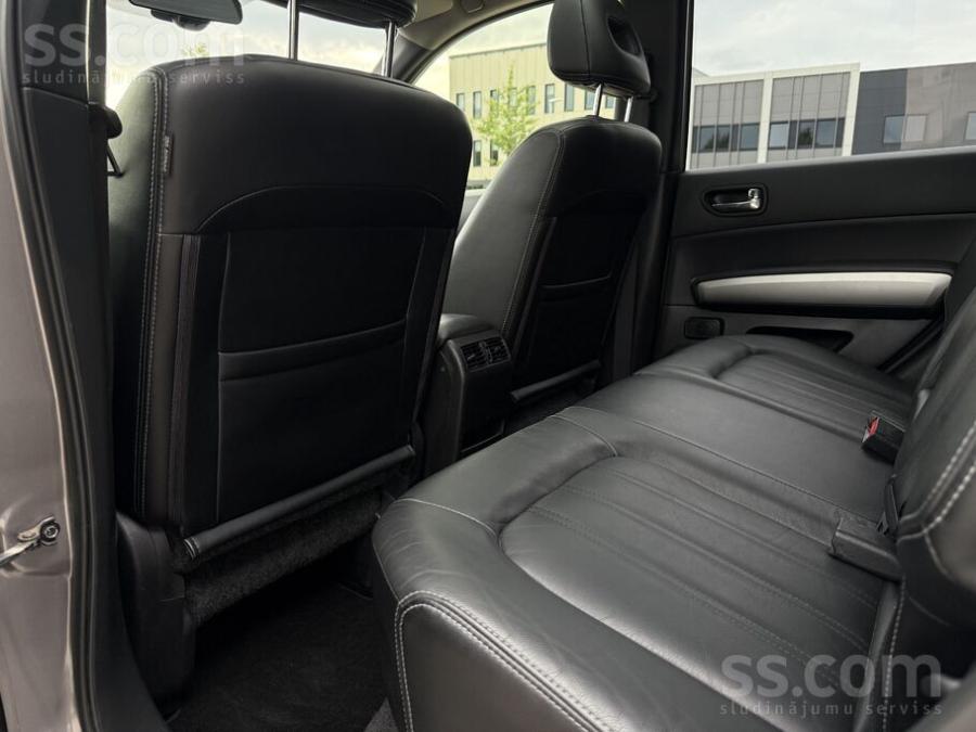 Grey Nissan X-Trail 2013 in Riga, with an engine capacity of 2.00 L and mileage of 357 thousand km for 8200 €, photo 28 on AUTOMOTO.COM.LV