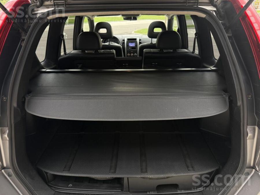 Grey Nissan X-Trail 2013 in Riga, with an engine capacity of 2.00 L and mileage of 357 thousand km for 8200 €, photo 31 on AUTOMOTO.COM.LV
