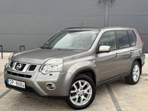 Grey Nissan X-Trail 2013 in Riga, with an engine capacity of 2.00 L and mileage of 357 thousand km for 8200 €, photo  on AUTOMOTO.COM.LV