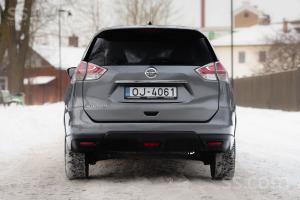 Grey Nissan X-Trail 2014 in Jelgava, with an engine capacity of 1.60 L and mileage of 207 thousand km for 9890 €, photo 5 on AUTOMOTO.COM.LV
