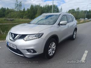 Pelēks Nissan X-Trail 2014 Tallina, ar dzinēja tilpumu 1.60 L un nobraukumu 200 tūkst. km par 10900 €, foto  vietnē AUTOMOTO.COM.LV