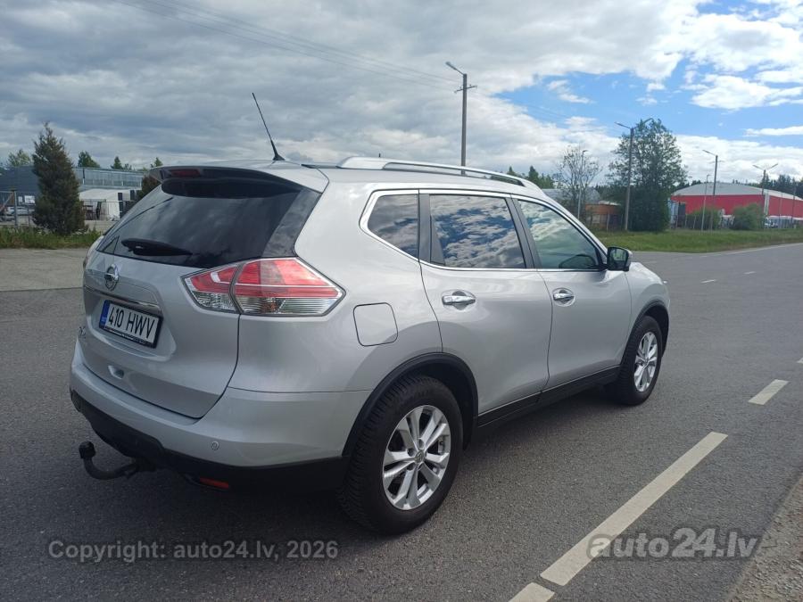 Pelēks Nissan X-Trail 2014 Tallina, ar dzinēja tilpumu 1.60 L un nobraukumu 200 tūkst. km par 10900 €, foto 6 vietnē AUTOMOTO.COM.LV