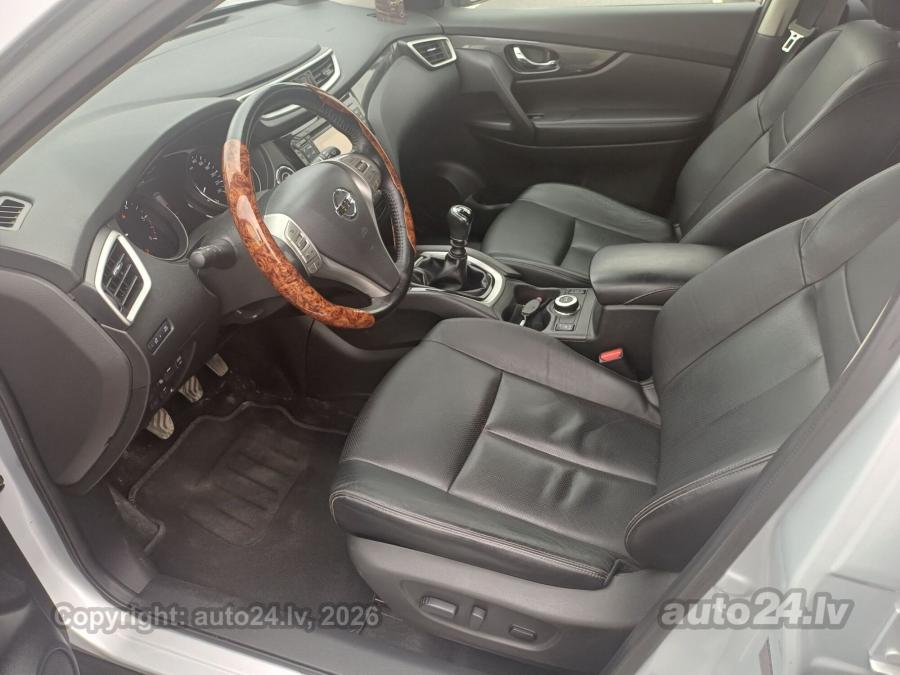Pelēks Nissan X-Trail 2014 Tallina, ar dzinēja tilpumu 1.60 L un nobraukumu 200 tūkst. km par 10900 €, foto 9 vietnē AUTOMOTO.COM.LV