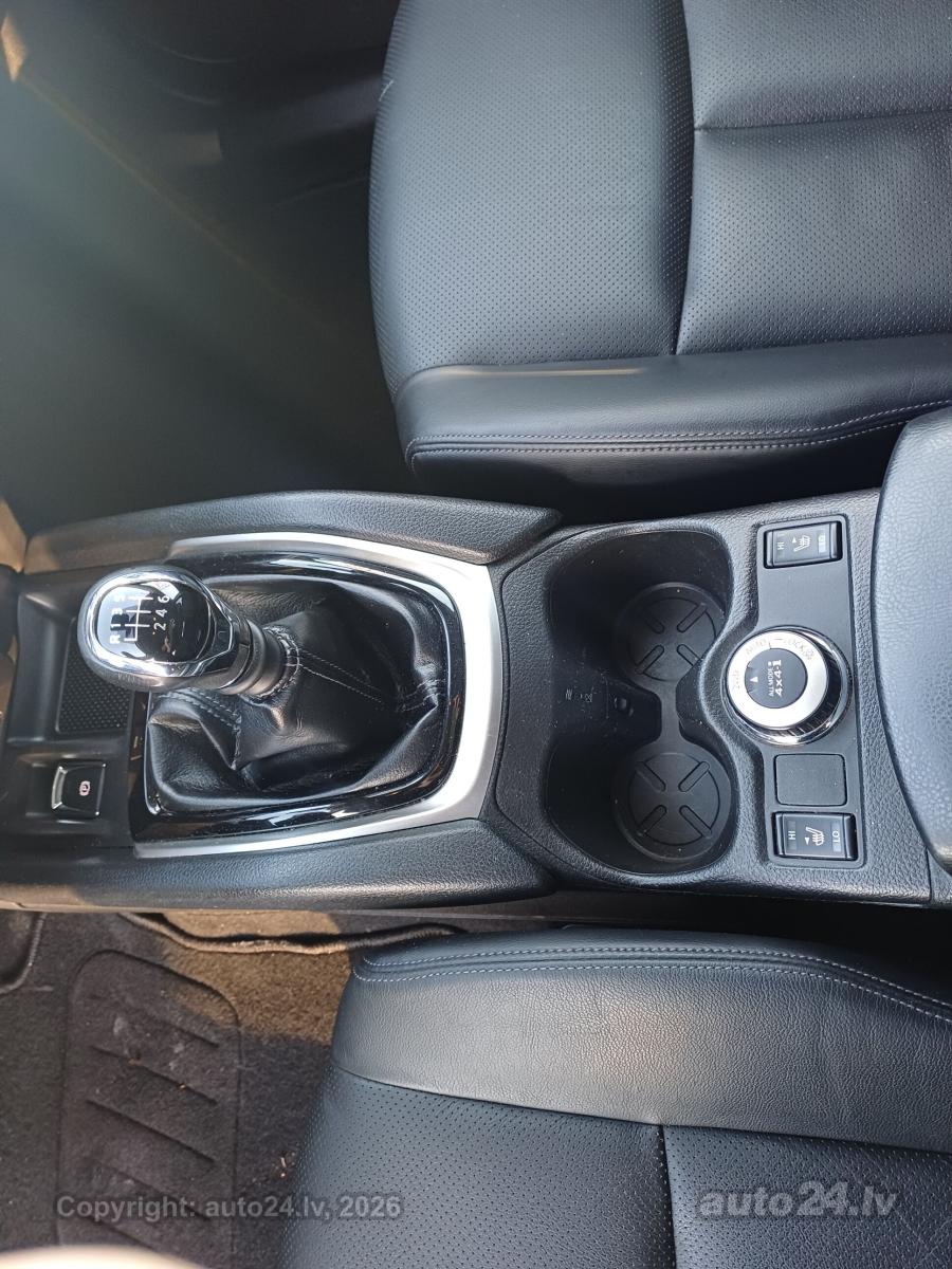 Pelēks Nissan X-Trail 2014 Tallina, ar dzinēja tilpumu 1.60 L un nobraukumu 200 tūkst. km par 10900 €, foto 18 vietnē AUTOMOTO.COM.LV