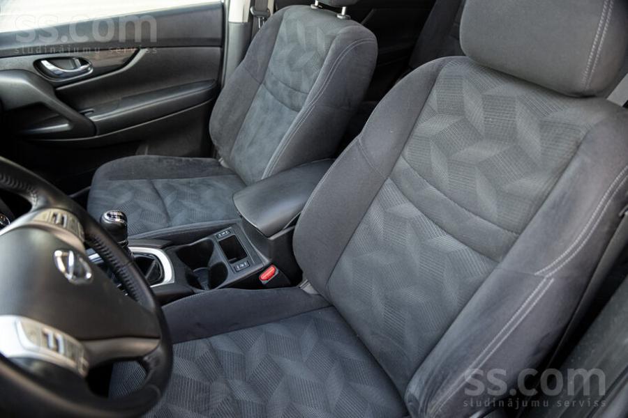 Grey Nissan X-Trail 2014 in Jelgava, with an engine capacity of 1.60 L and mileage of 207 thousand km for 8990 €, photo 18 on AUTOMOTO.COM.LV