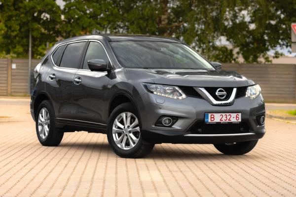 Grey Nissan X-Trail 2014 in Riga, with an engine capacity of 1.60 L and mileage of 207 thousand km for 9890 €, photo 5 on AUTOMOTO.COM.LV