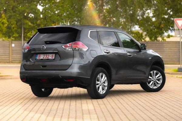 Grey Nissan X-Trail 2014 in Riga, with an engine capacity of 1.60 L and mileage of 207 thousand km for 9890 €, photo 9 on AUTOMOTO.COM.LV