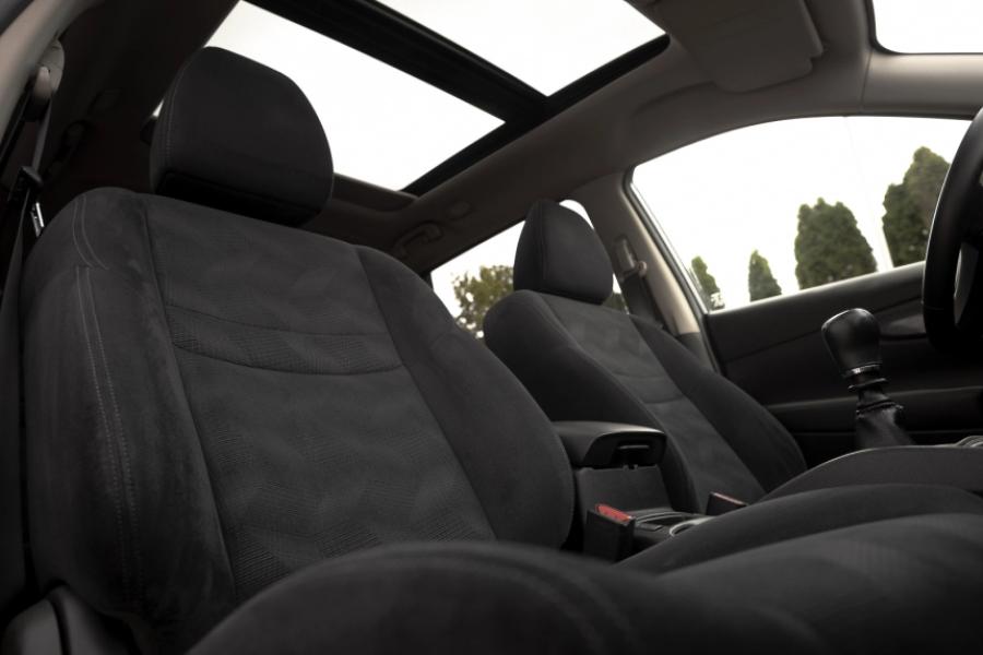 Pelēks Nissan X-Trail 2014 Rīga, ar dzinēja tilpumu 1.60 L un nobraukumu 207 tūkst. km par 9890 €, foto 13 vietnē AUTOMOTO.COM.LV