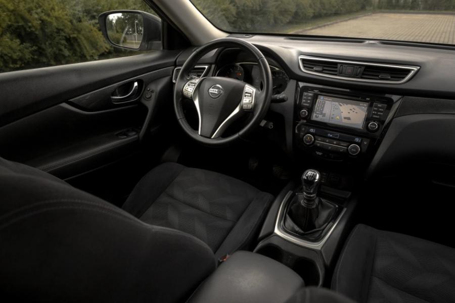 Pelēks Nissan X-Trail 2014 Rīga, ar dzinēja tilpumu 1.60 L un nobraukumu 207 tūkst. km par 9890 €, foto 16 vietnē AUTOMOTO.COM.LV