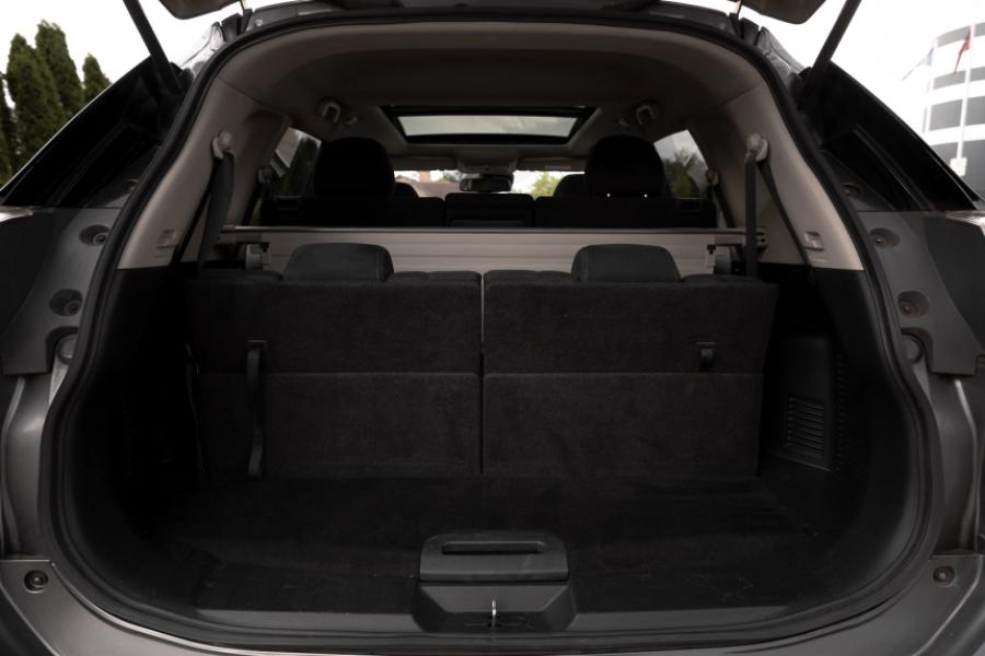 Pelēks Nissan X-Trail 2014 Rīga, ar dzinēja tilpumu 1.60 L un nobraukumu 207 tūkst. km par 9890 €, foto 18 vietnē AUTOMOTO.COM.LV