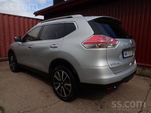 Grey Nissan X-Trail 2014 in Liepaja, with an engine capacity of 1.60 L and mileage of 195 thousand km for 8950 €, photo 3 on AUTOMOTO.COM.LV