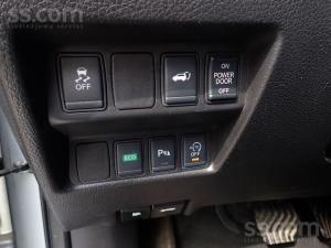 Grey Nissan X-Trail 2014 in Liepaja, with an engine capacity of 1.60 L and mileage of 195 thousand km for 8950 €, photo 11 on AUTOMOTO.COM.LV