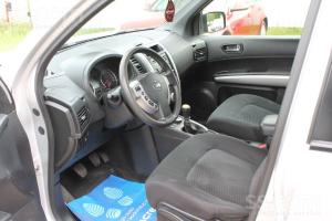 Pelēks Nissan X-Trail 2014 Daugavpils, ar dzinēja tilpumu 2.00 L un nobraukumu 273 tūkst. km par 5690 €, foto 26 vietnē AUTOMOTO.COM.LV
