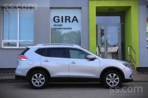 Grey Nissan X-Trail 2014 in Riga, with an engine capacity of 1.60 L and mileage of 342 thousand km for 6495 €, photo 4 on AUTOMOTO.COM.LV