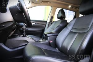 Grey Nissan X-Trail 2014 in Riga, with an engine capacity of 1.60 L and mileage of 342 thousand km for 6495 €, photo 12 on AUTOMOTO.COM.LV