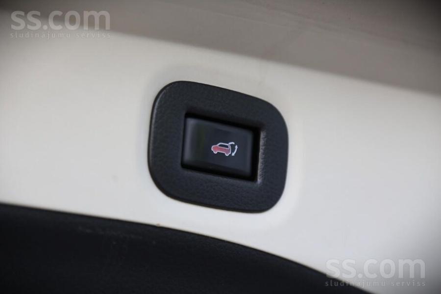 Grey Nissan X-Trail 2014 in Riga, with an engine capacity of 1.60 L and mileage of 342 thousand km for 6495 €, photo 23 on AUTOMOTO.COM.LV