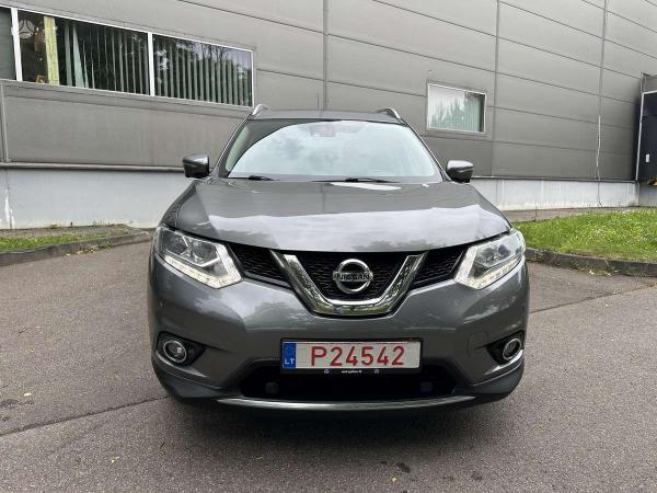 Grey Nissan X-Trail 2014 in Alytus, with an engine capacity of 1.60 L and mileage of 292 thousand km for 8900 €, photo 2 on AUTOMOTO.COM.LV
