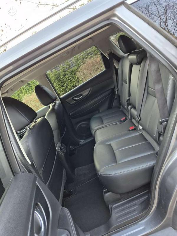 Pelēks Nissan X-Trail 2015 Viļņa, ar dzinēja tilpumu 1.60 L un nobraukumu 128 tūkst. km par 10600 €, foto 11 vietnē AUTOMOTO.COM.LV