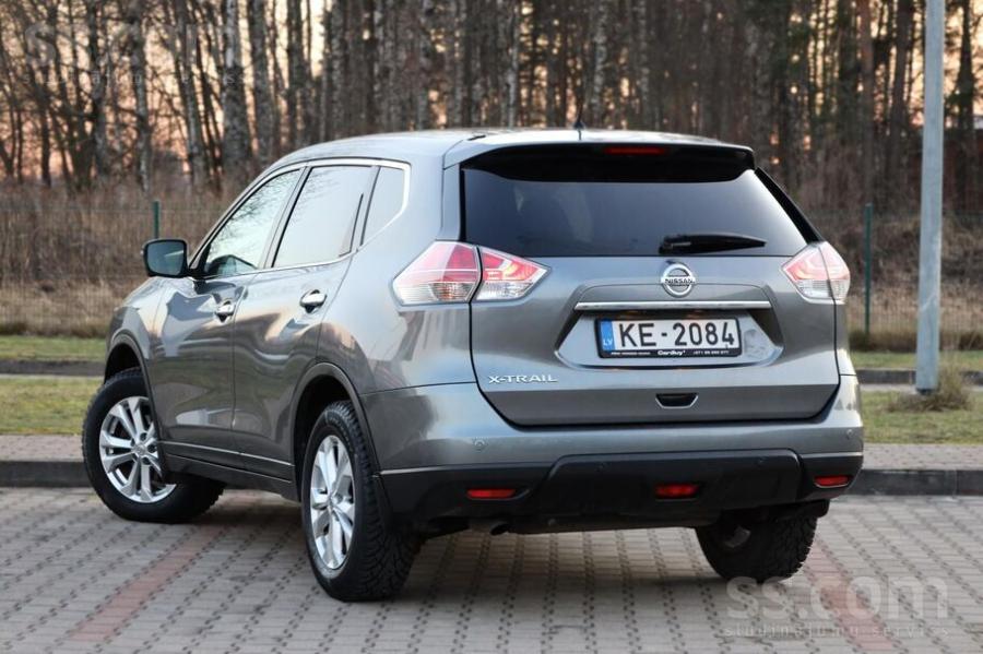 Grey Nissan X-Trail 2015 in Riga, with an engine capacity of 1.60 L and mileage of 0 thousand km for 9495 €, photo 3 on AUTOMOTO.COM.LV