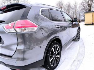 Grey Nissan X-Trail 2015 in Vilnius, with an engine capacity of 1.60 L and mileage of 340 thousand km for 6999 €, photo 11 on AUTOMOTO.COM.LV
