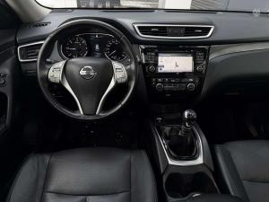 Grey Nissan X-Trail 2015 in Vilnius, with an engine capacity of 1.60 L and mileage of 146 thousand km for 11555 €, photo 11 on AUTOMOTO.COM.LV