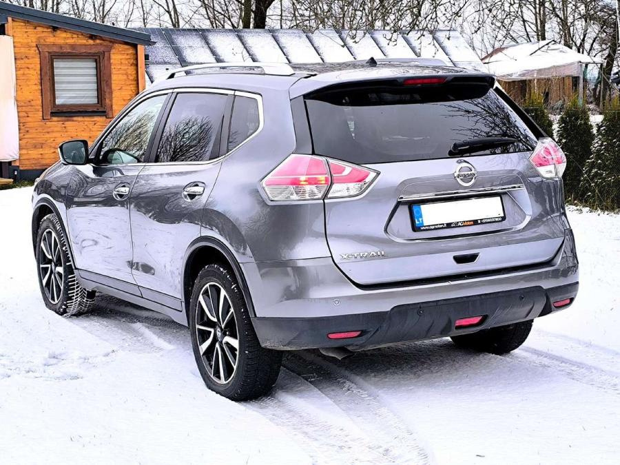 Grey Nissan X-Trail 2015 in Vilnius, with an engine capacity of 1.60 L and mileage of 340 thousand km for 6999 €, photo 7 on AUTOMOTO.COM.LV