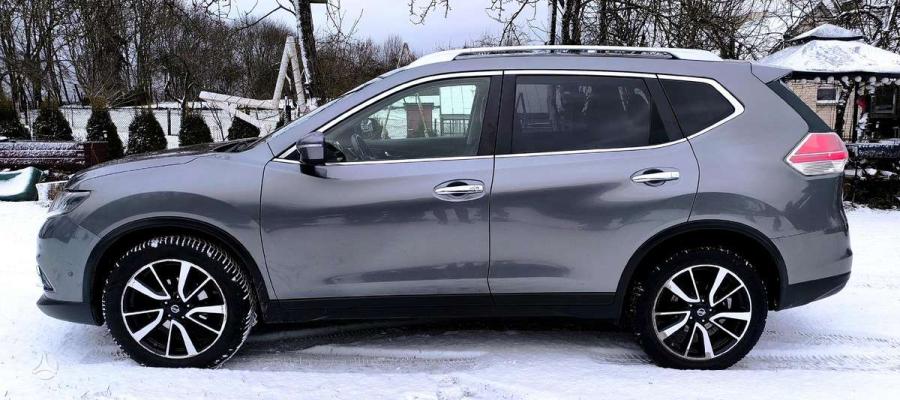 Grey Nissan X-Trail 2015 in Vilnius, with an engine capacity of 1.60 L and mileage of 340 thousand km for 6999 €, photo 8 on AUTOMOTO.COM.LV