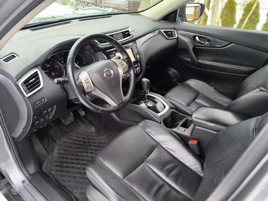 Grey Nissan X-Trail 2015 in Vilnius, with an engine capacity of 1.60 L and mileage of 340 thousand km for 6999 €, photo 13 on AUTOMOTO.COM.LV