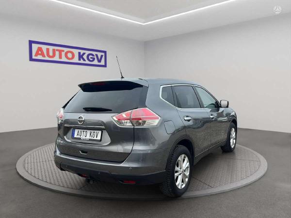 Pelēks Nissan X-Trail 2015 Kauņa, ar dzinēja tilpumu 1.60 L un nobraukumu 299 tūkst. km par 9499 €, foto 5 vietnē AUTOMOTO.COM.LV