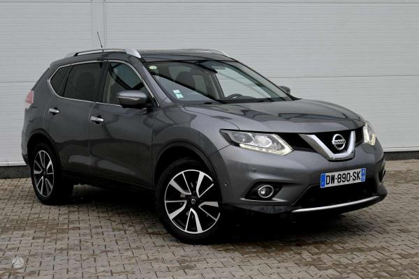 Grey Nissan X-Trail 2015 in Kretinga, with an engine capacity of 1.60 L and mileage of 143 thousand km for 11499 €, photo 1 on AUTOMOTO.COM.LV
