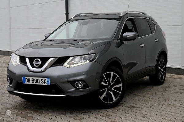 Pelēks Nissan X-Trail 2015 Kretinga, ar dzinēja tilpumu 1.60 L un nobraukumu 143 tūkst. km par 10999 €, foto 3 vietnē AUTOMOTO.COM.LV