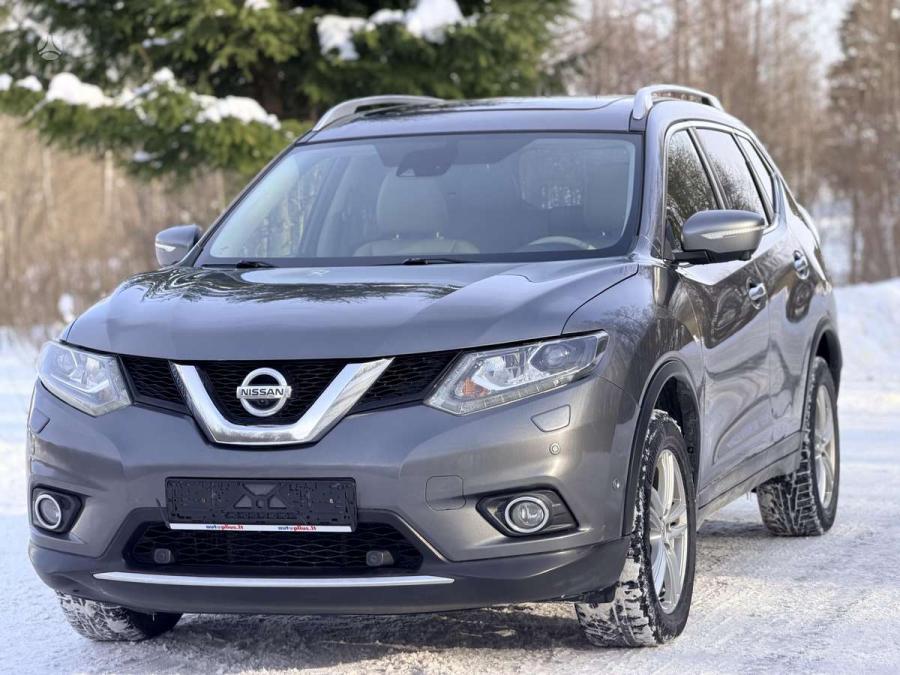 Pelēks Nissan X-Trail 2015 Utena, ar dzinēja tilpumu 1.60 L un nobraukumu 323 tūkst. km par 6999 €, foto 4 vietnē AUTOMOTO.COM.LV