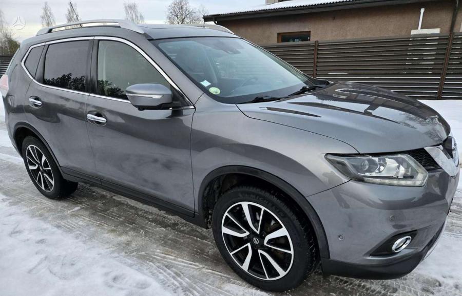 Pelēks Nissan X-Trail 2015 Marijampole, ar dzinēja tilpumu 1.60 L un nobraukumu 177 tūkst. km par 9200 €, foto 1 vietnē AUTOMOTO.COM.LV