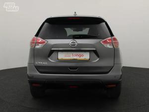 Grey Nissan X-Trail 2015 in Vilnius, with an engine capacity of 1.60 L and mileage of 168 thousand km for 10699 €, photo 5 on AUTOMOTO.COM.LV
