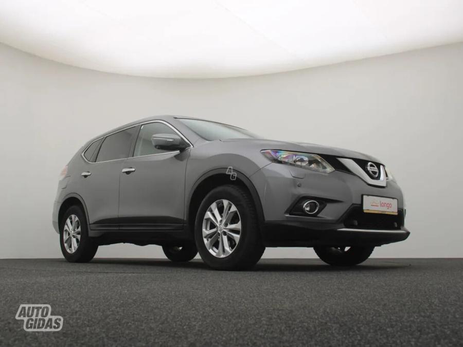Grey Nissan X-Trail 2015 in Vilnius, with an engine capacity of 1.60 L and mileage of 168 thousand km for 10699 €, photo 11 on AUTOMOTO.COM.LV