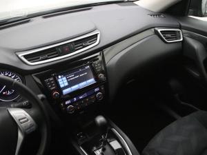 Grey Nissan X-Trail 2015 in Vilnius, with an engine capacity of 1.60 L and mileage of 168 thousand km for 10699 €, photo 21 on AUTOMOTO.COM.LV