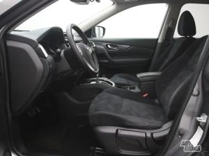Grey Nissan X-Trail 2015 in Vilnius, with an engine capacity of 1.60 L and mileage of 168 thousand km for 10699 €, photo 4 on AUTOMOTO.COM.LV