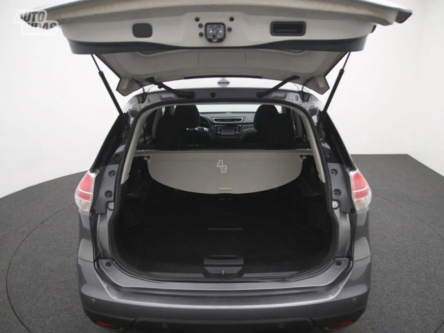 Grey Nissan X-Trail 2015 in Vilnius, with an engine capacity of 1.60 L and mileage of 168 thousand km for 10699 €, photo 31 on AUTOMOTO.COM.LV