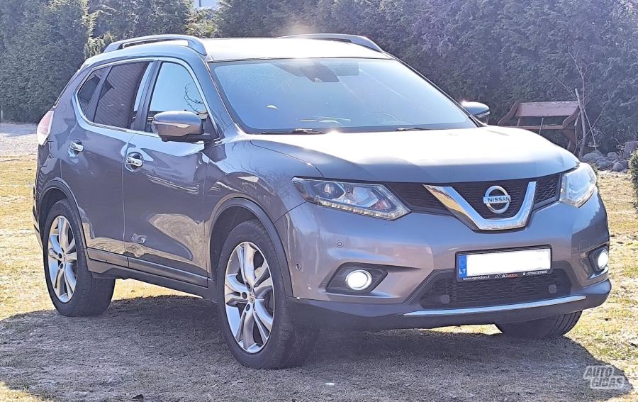 Pelēks Nissan X-Trail 2015 Viļņa, ar dzinēja tilpumu 1.60 L un nobraukumu 343 tūkst. km par 6500 €, foto 3 vietnē AUTOMOTO.COM.LV