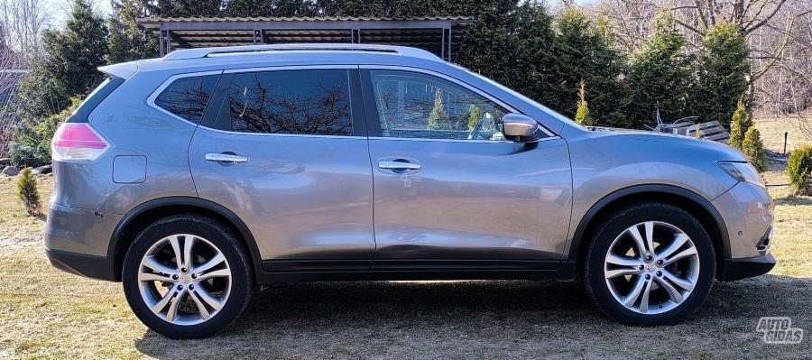 Pelēks Nissan X-Trail 2015 Viļņa, ar dzinēja tilpumu 1.60 L un nobraukumu 343 tūkst. km par 6500 €, foto 4 vietnē AUTOMOTO.COM.LV