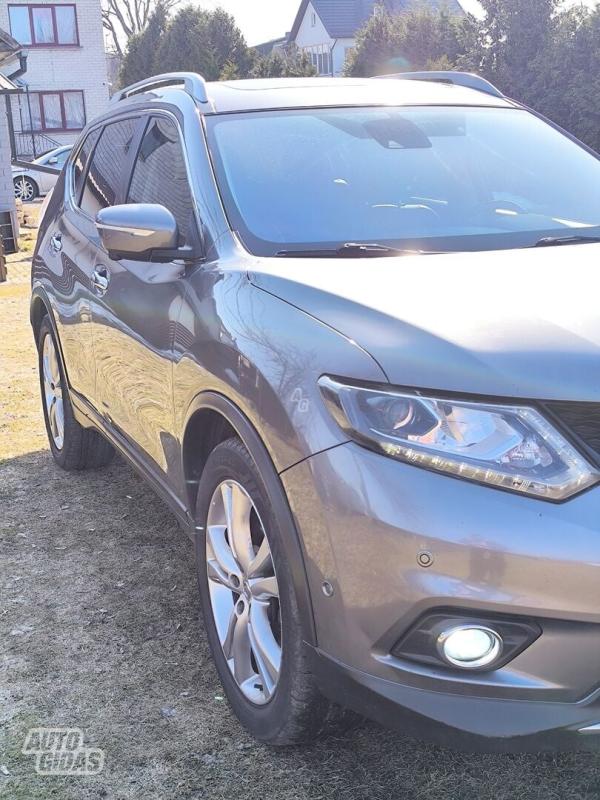 Grey Nissan X-Trail 2015 in Vilnius, with an engine capacity of 1.60 L and mileage of 343 thousand km for 6500 €, photo 10 on AUTOMOTO.COM.LV