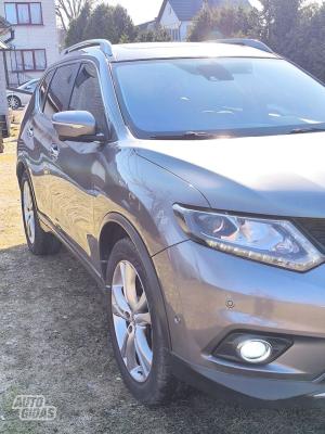 Pelēks Nissan X-Trail 2015 Viļņa, ar dzinēja tilpumu 1.60 L un nobraukumu 343 tūkst. km par 6500 €, foto 10 vietnē AUTOMOTO.COM.LV