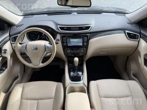 Grey Nissan X-Trail 2015 in Riga, with an engine capacity of 1.60 L and mileage of 91 thousand km for 11390 €, photo 6 on AUTOMOTO.COM.LV