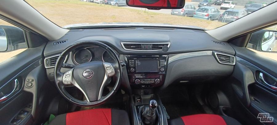 Pelēks Nissan X-Trail 2015 Klaipėda, ar dzinēja tilpumu 1.60 L un nobraukumu 130 tūkst. km par 9000 €, foto 9 vietnē AUTOMOTO.COM.LV