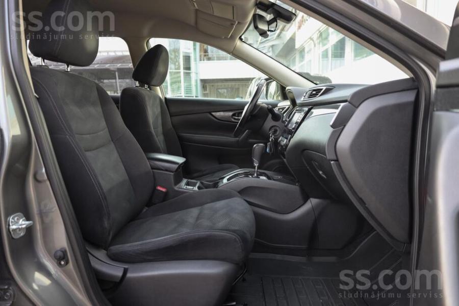 Grey Nissan X-Trail 2015 in Riga, with an engine capacity of 1.60 L and mileage of 0 thousand km for 7995 €, photo 16 on AUTOMOTO.COM.LV