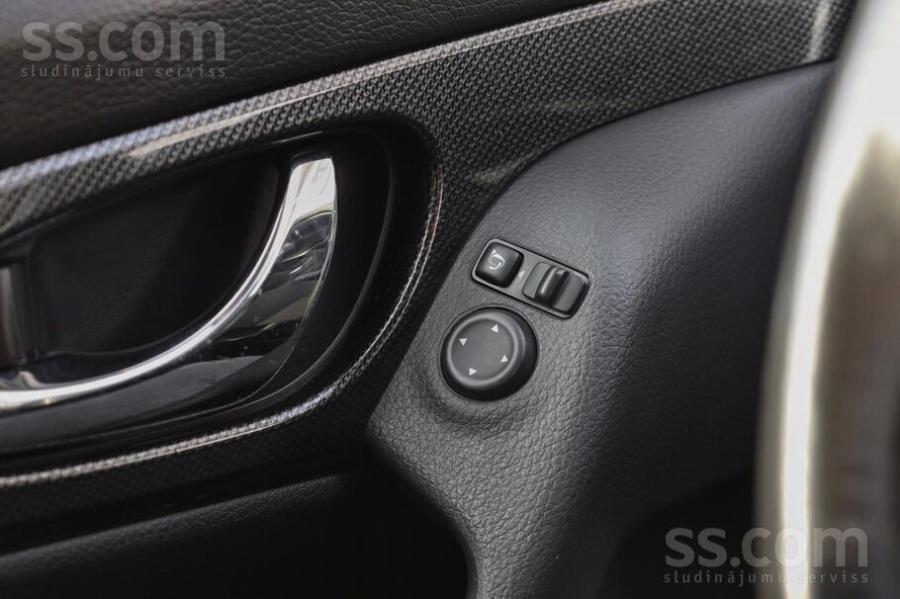 Grey Nissan X-Trail 2015 in Riga, with an engine capacity of 1.60 L and mileage of 0 thousand km for 7995 €, photo 22 on AUTOMOTO.COM.LV