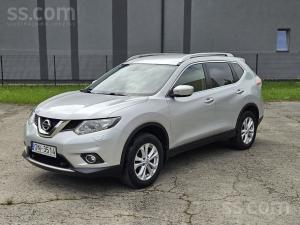 Grey Nissan X-Trail 2015 in Riga, with an engine capacity of 1.60 L and mileage of 186 thousand km for 7400 €, photo  on AUTOMOTO.COM.LV