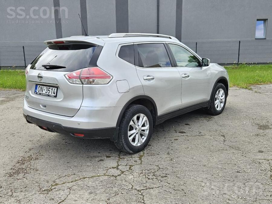 Grey Nissan X-Trail 2015 in Riga, with an engine capacity of 1.60 L and mileage of 186 thousand km for 7400 €, photo 5 on AUTOMOTO.COM.LV
