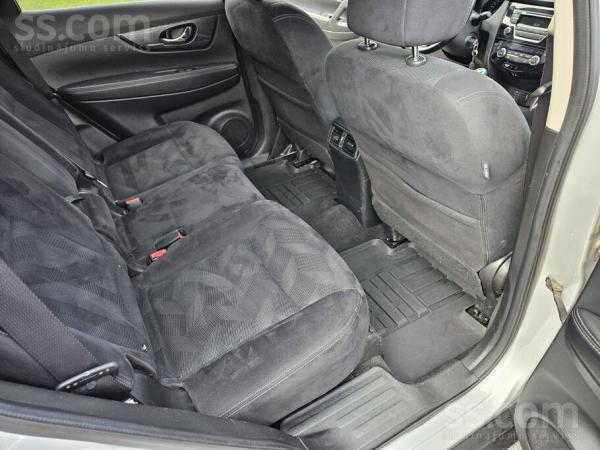 Pelēks Nissan X-Trail 2015 Rīga, ar dzinēja tilpumu 1.60 L un nobraukumu 186 tūkst. km par 7400 €, foto 10 vietnē AUTOMOTO.COM.LV
